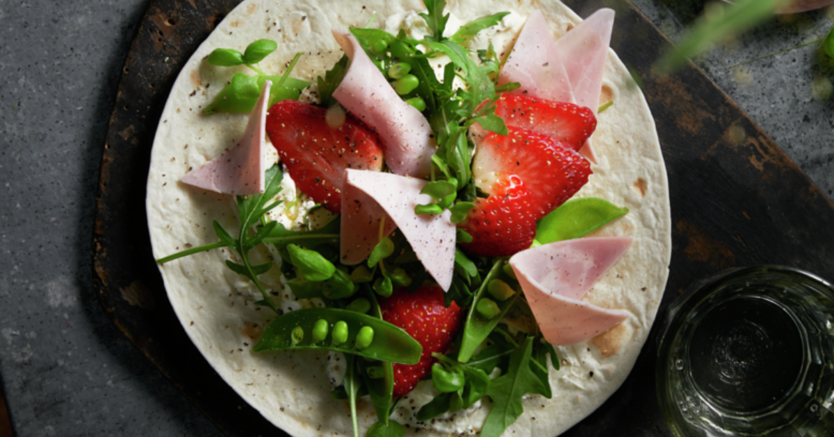 Wrap med fetaostkrem og ekte kokt skinke