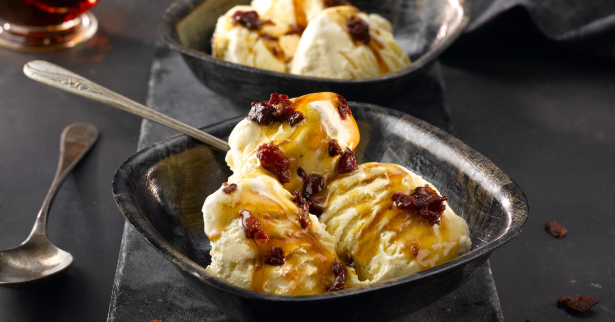 Iskrem med crispy bacon | Gilde